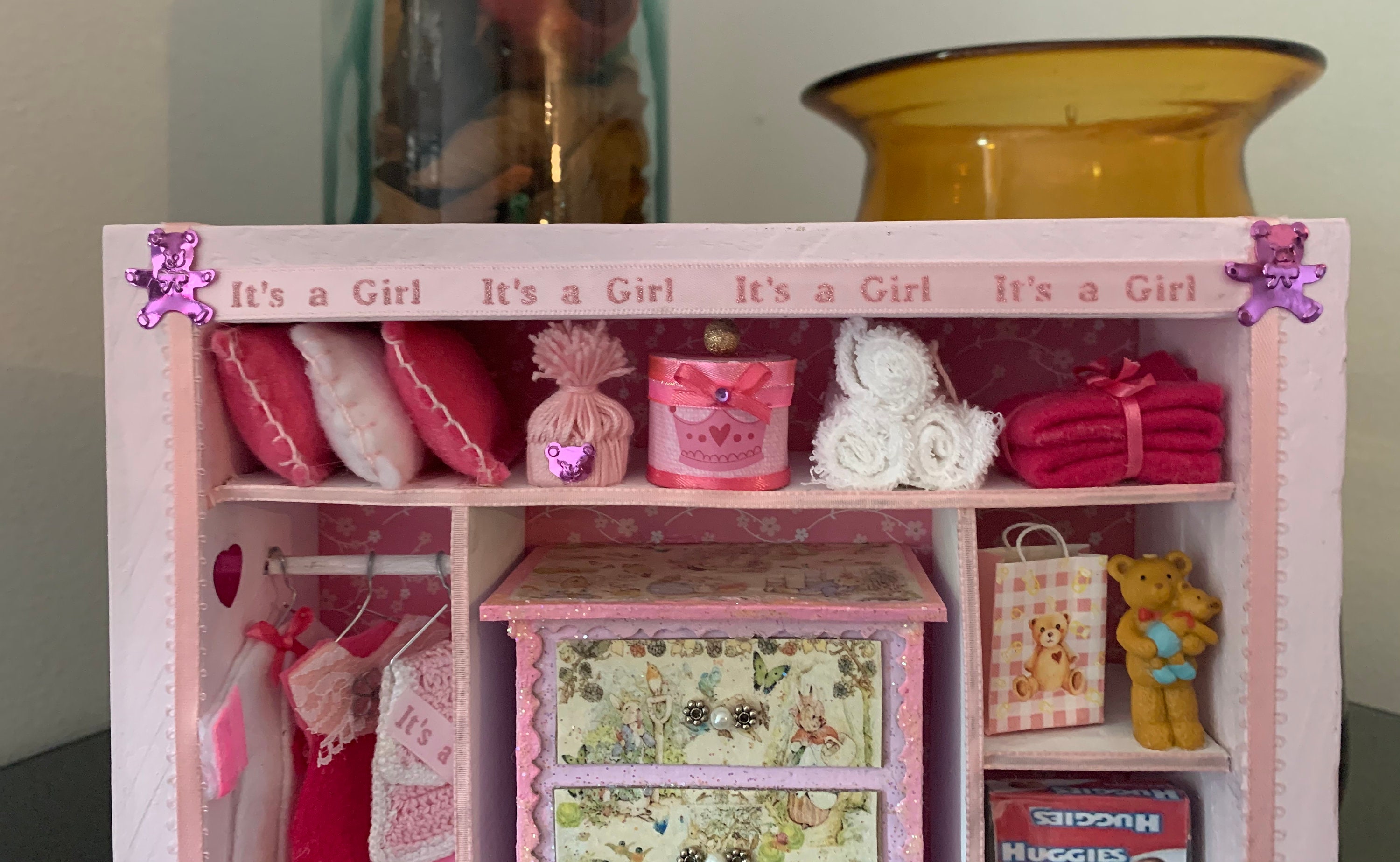 Baby Girl. Miniature Scene .Shadow Box .Unique 3D Girl Shadow - Etsy.de