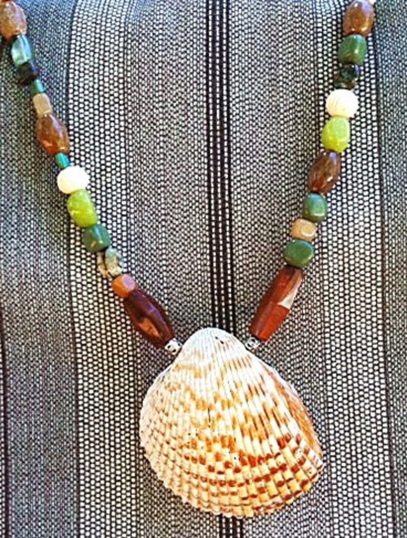 Giant Atlantic Cockle Shell Necklace Festival Hippie - Etsy