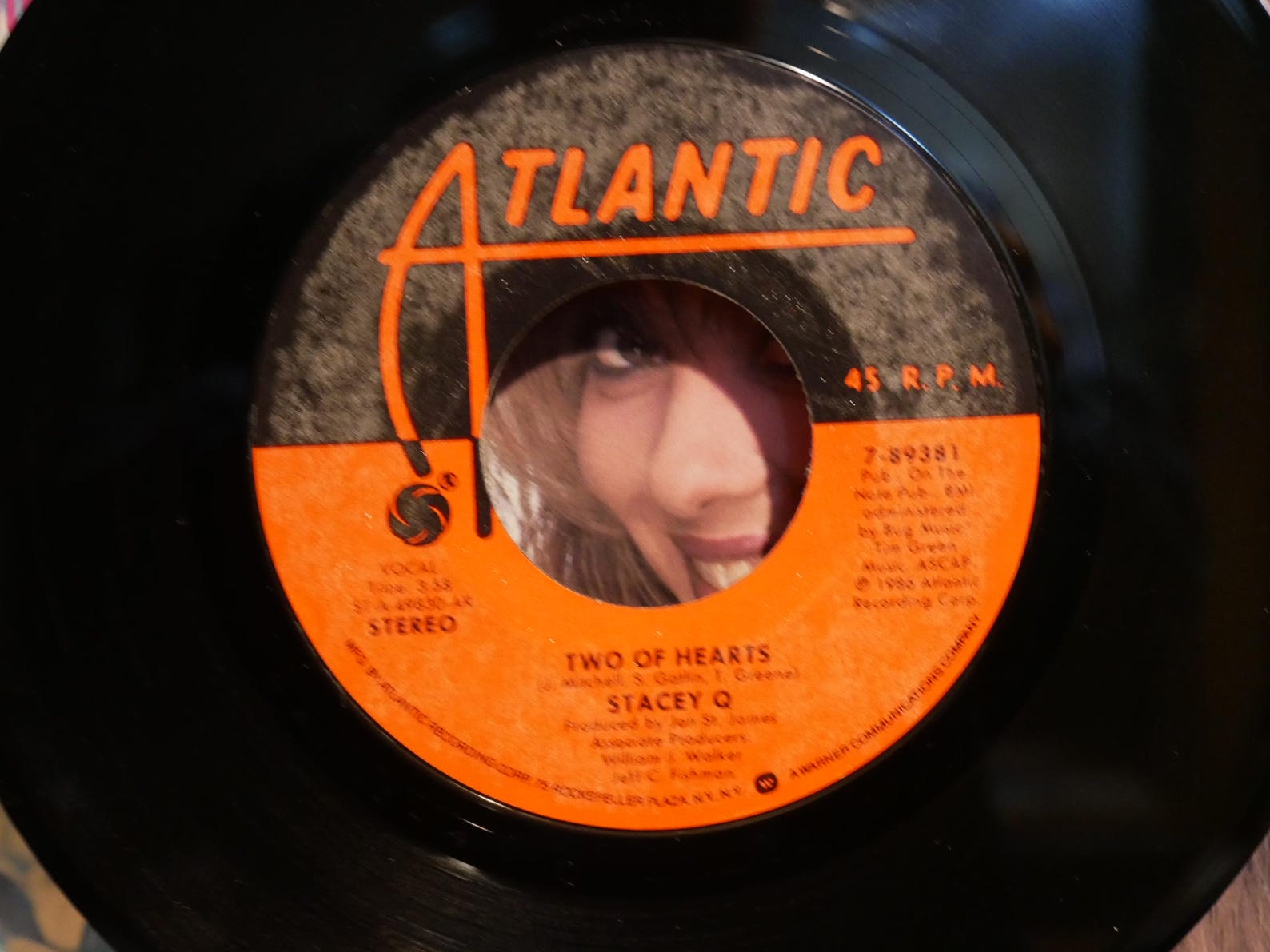 Stacey Q - "two of Hearts" W/ "dancing Nowhere" 45 / 7 Inch Vinyl ...