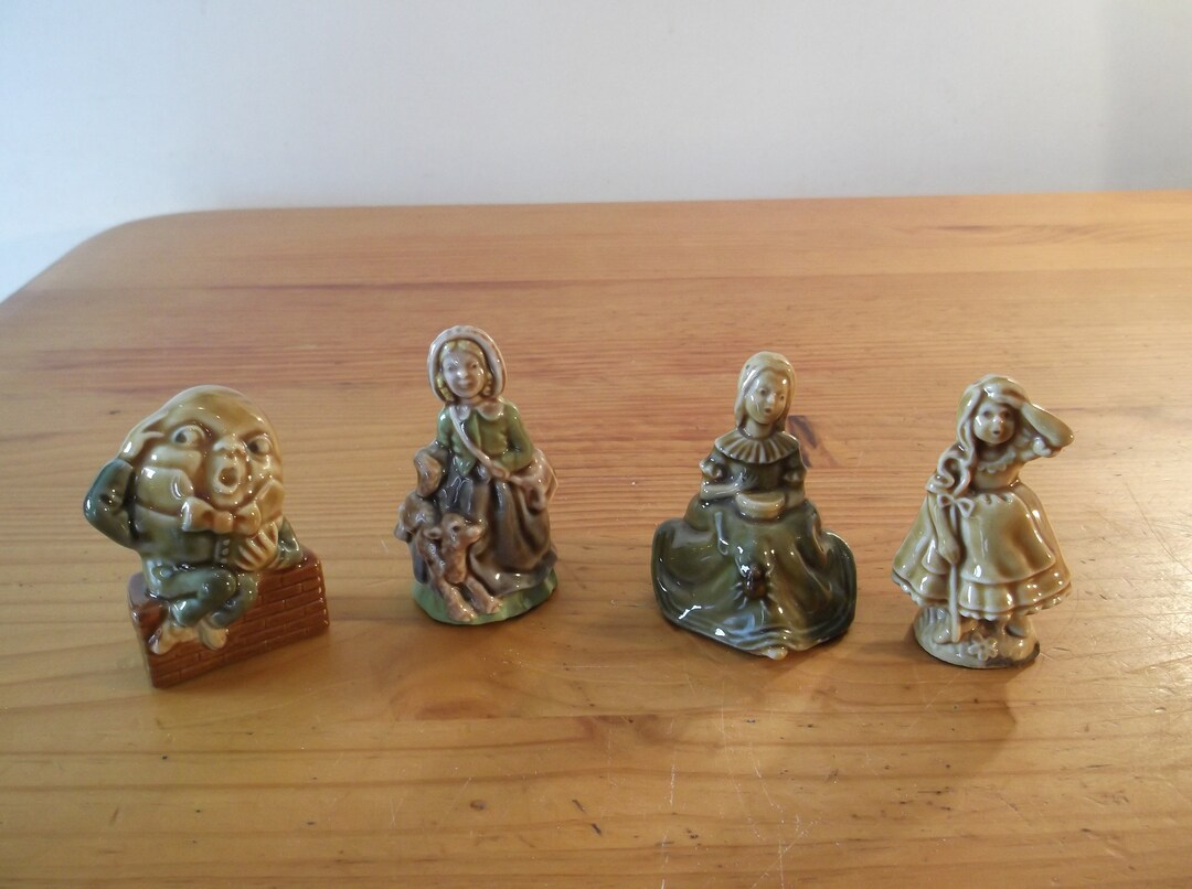 Wade Nursery Rhyne Figures 4 Mary Had a Little Lamb, Little Miss ...