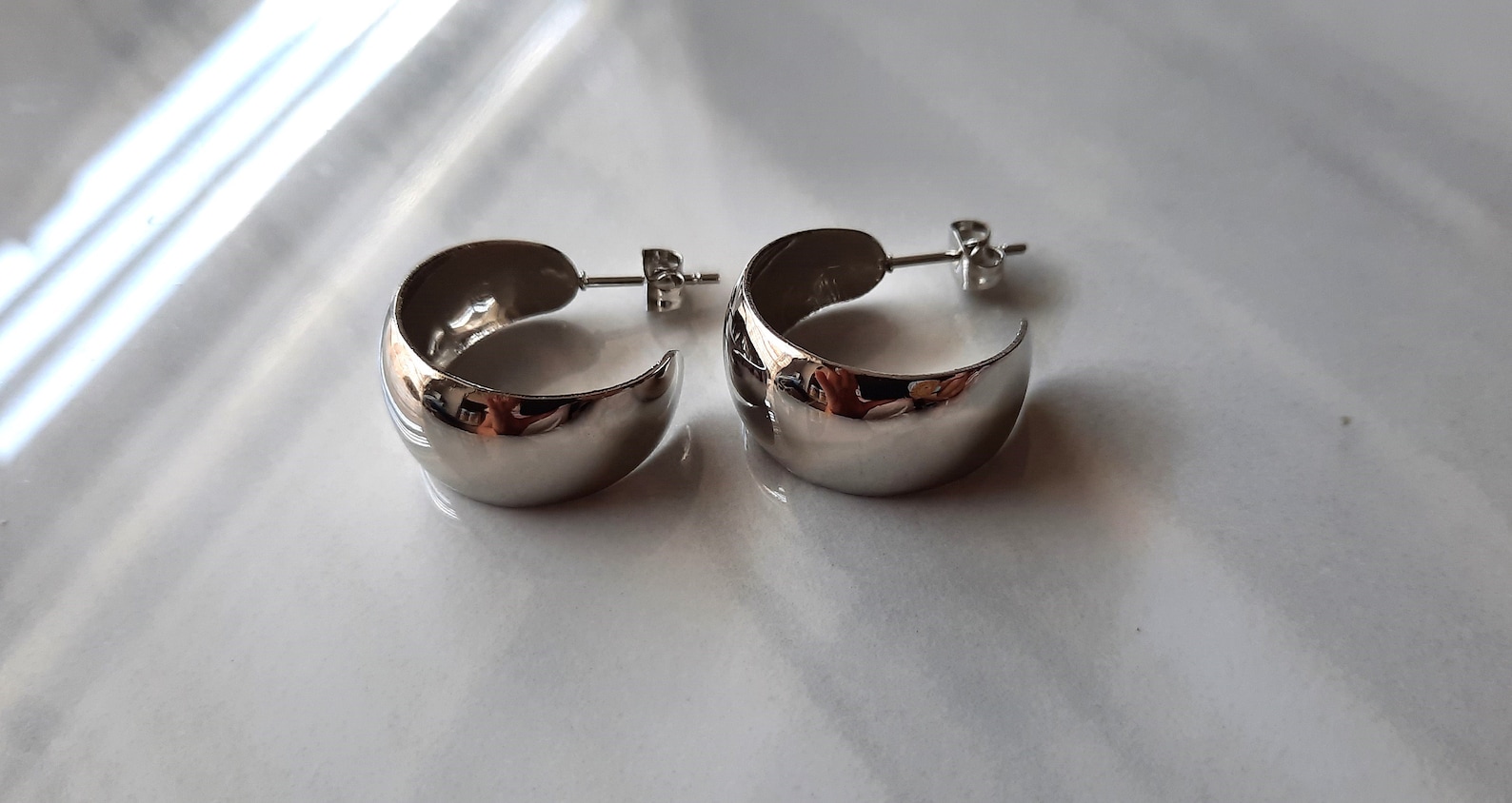 Polished Chunky Smooth Stainless Steel Silver Half Hoops Earrings, Open ...