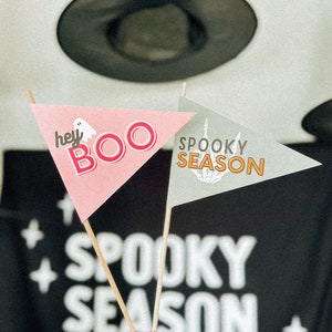 Halloween Flag Printables // Boo Basket // Halloween Gift Guide // Boo ...