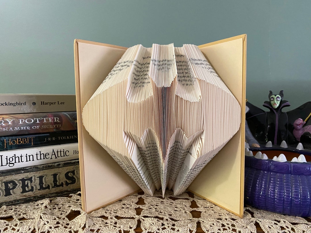 Batman Folded Art Book - Superhero, Birthday, Hero, Dark Knight, Comic ...