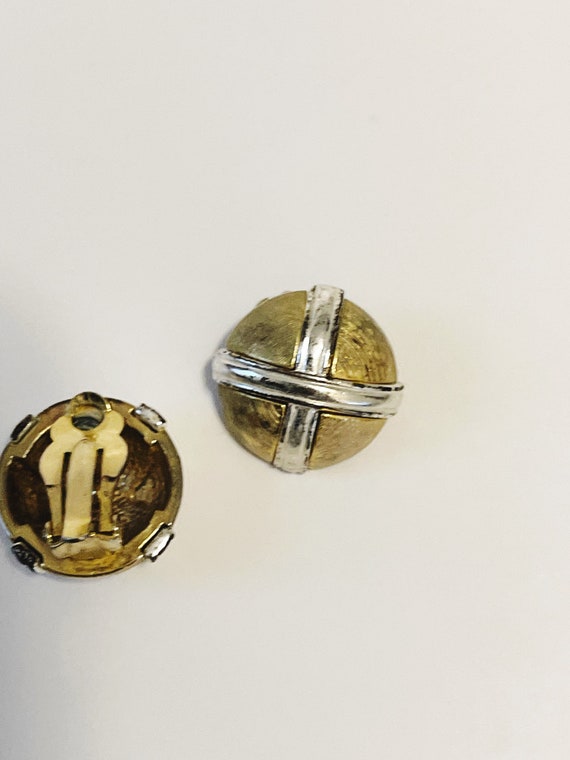 Gold and Silver Button Clip Ons Vintage Gold Tone Ear… - Gem