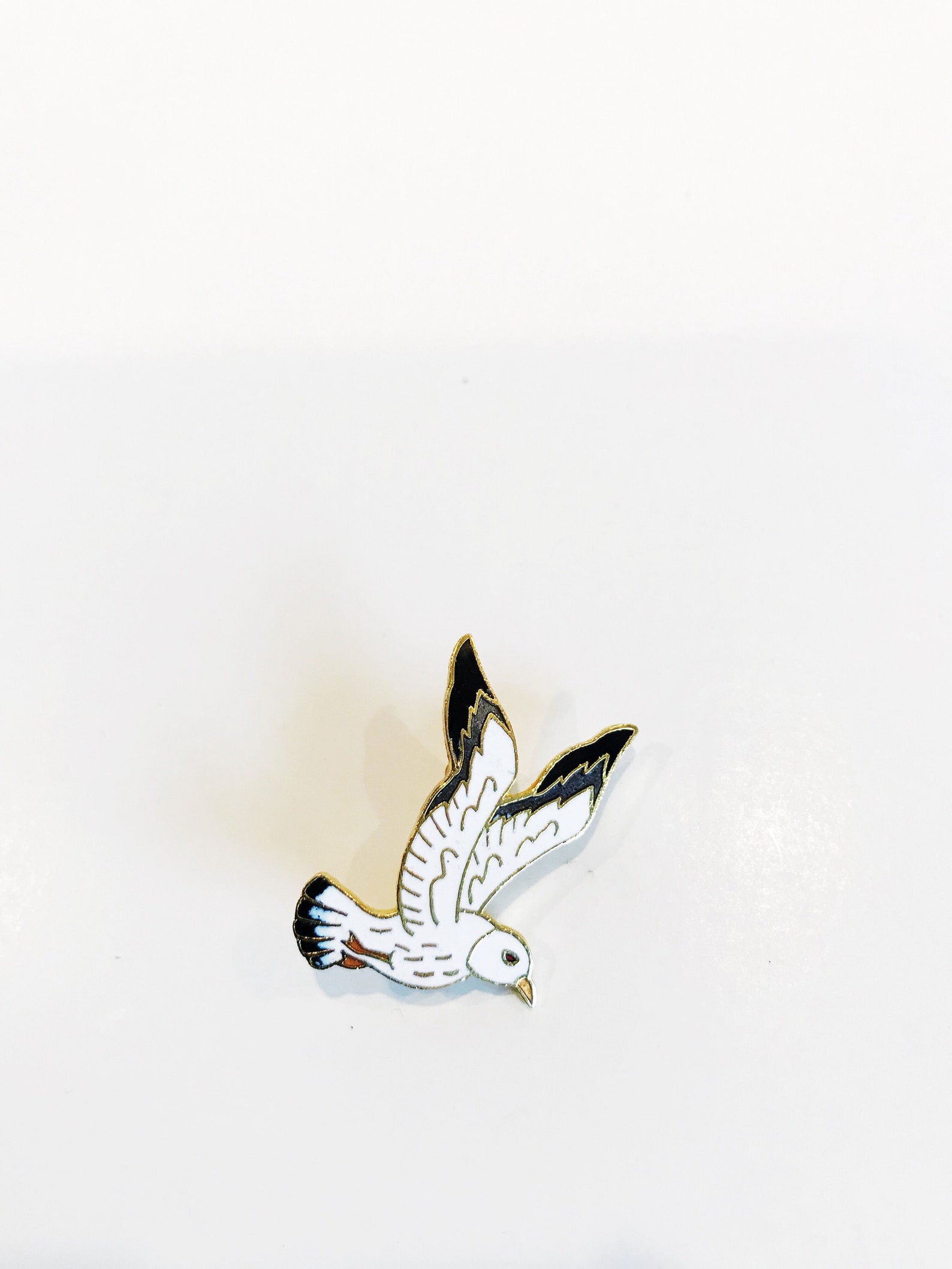 Vintage Enamel White Dove Pin White Seabird Lapel Pin Mew Gull - Etsy