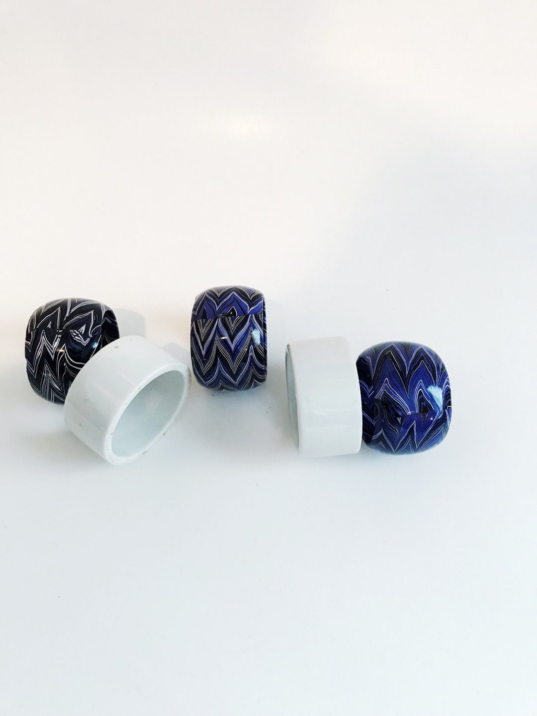 Vintage Blue White Napkin Rings Set Wooden and Porcelain Round Napkin ...