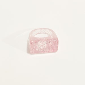 Pink Glitter Ring Lucite Bubble Retro Ring Plastic Ring Acrylic Ring ...
