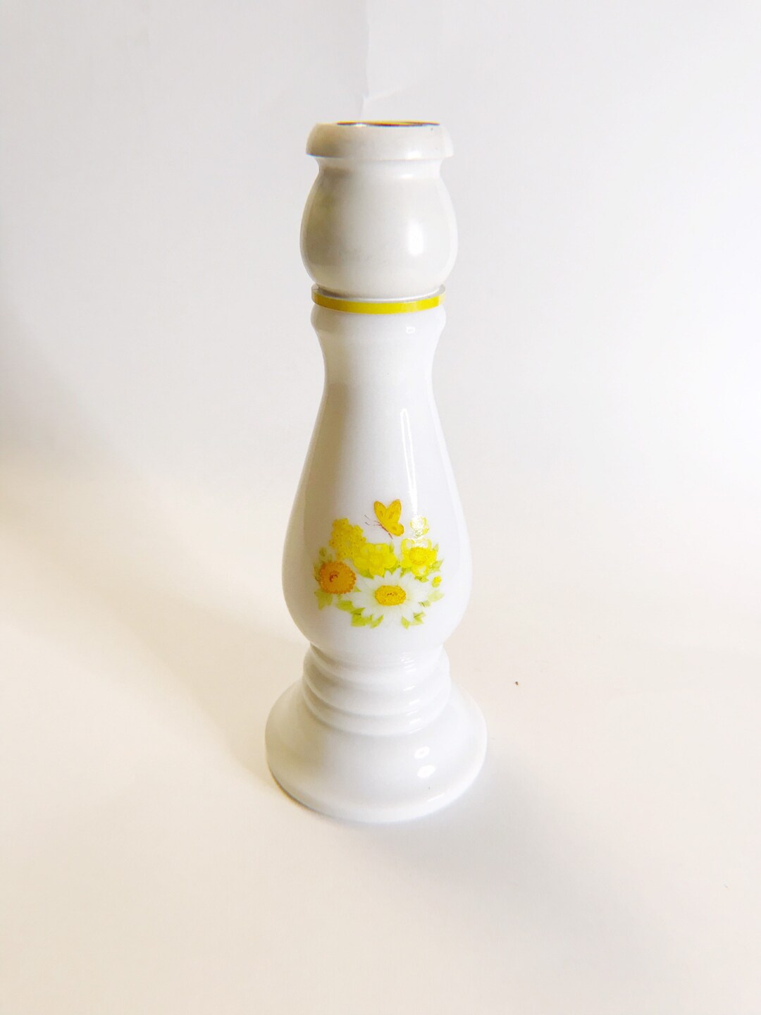 Vintage Avon Collectible Buttercup Perfume Bottles Candle Holder White ...