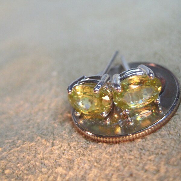 Sphene - Etsy