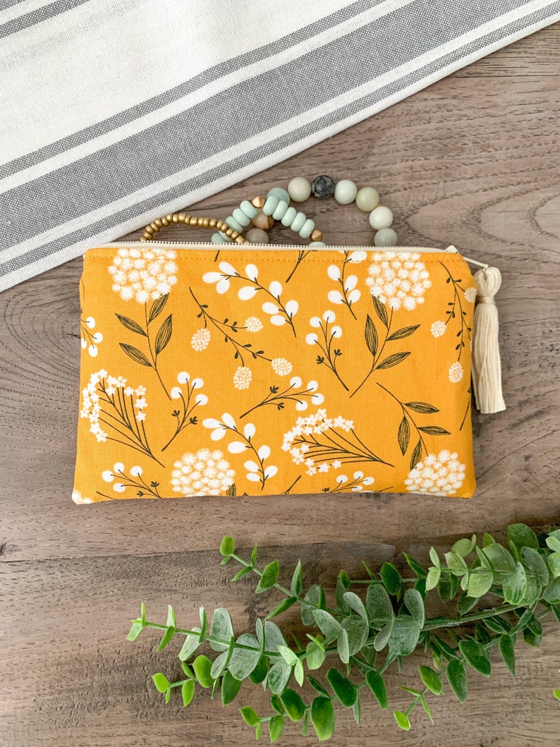 Small Zipper Pouch Essentials Bag Grab and Go Bag Toiletry - Etsy