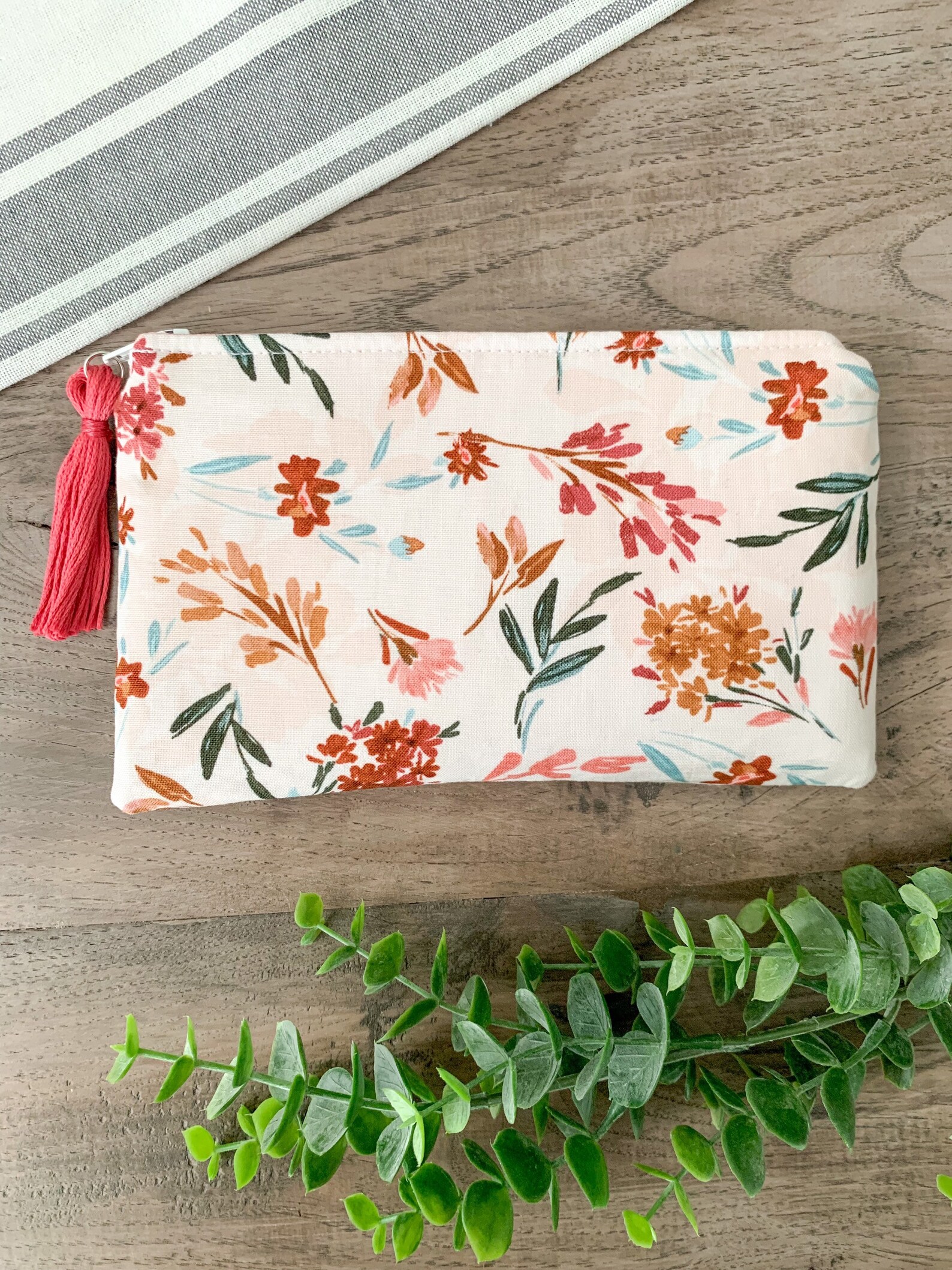 Small Zipper Pouch Essentials Bag Grab and Go Bag Toiletry - Etsy