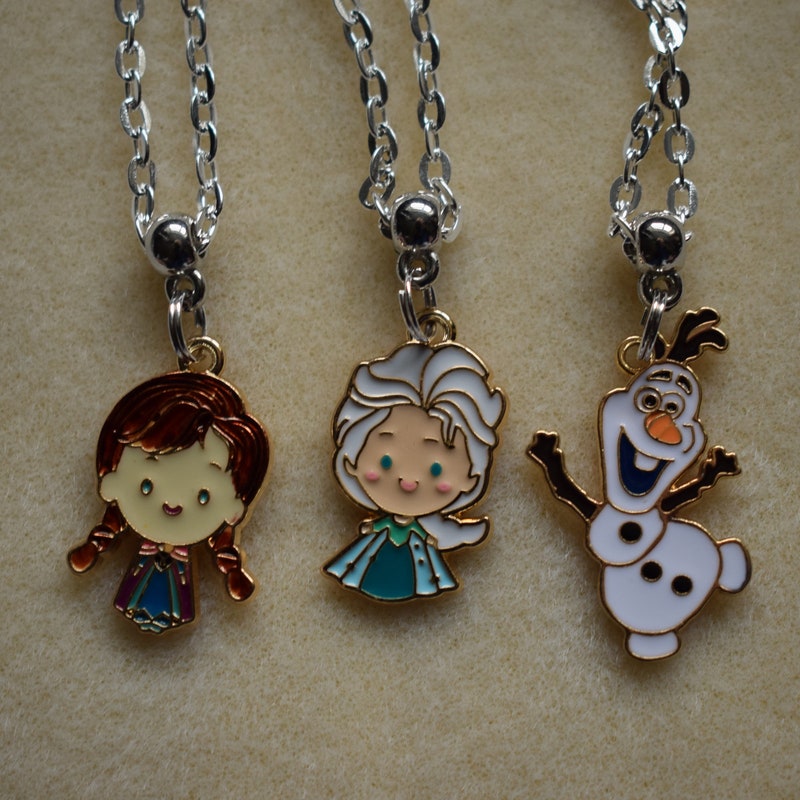 Elsa Snowflake Necklace - Etsy