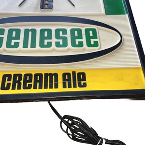 Rare Genesee Cream Ale Illuminated Light up Clock White and Green ...