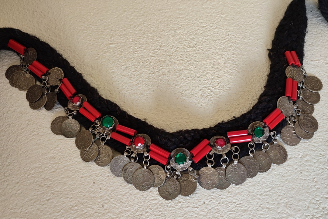 Antique Handmade Berber Head Tounza With Coral Beads Black Wool Laine ...