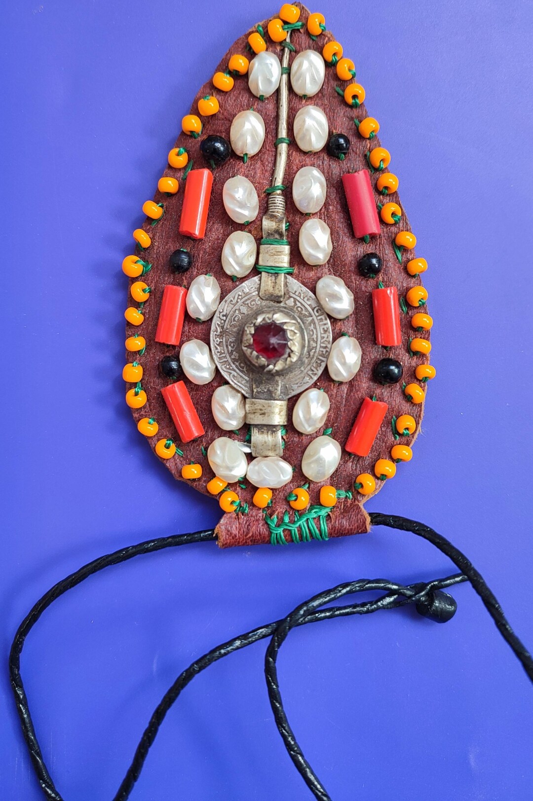 Moroccan Berber Silver Fibule Amulet -beaded Heart Amulet Hirze ...