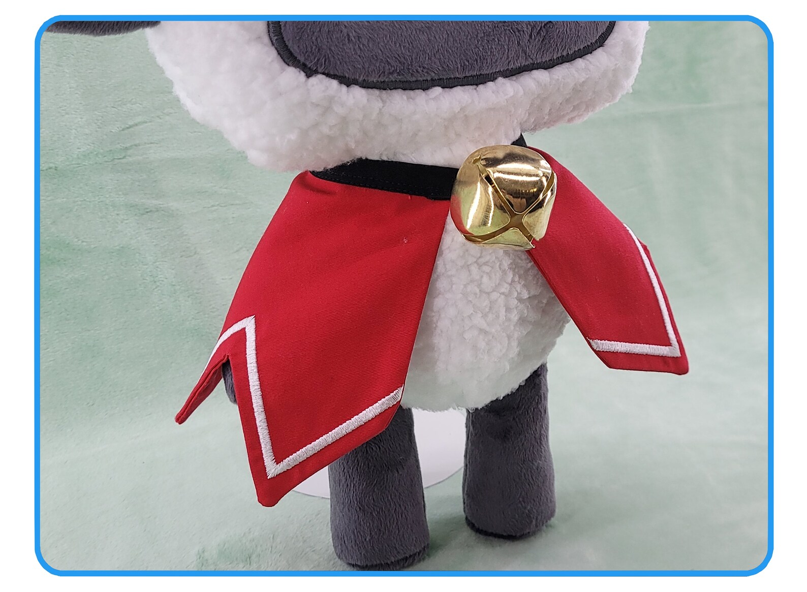 Cult of the Lamb Fan Plushie - Etsy Australia