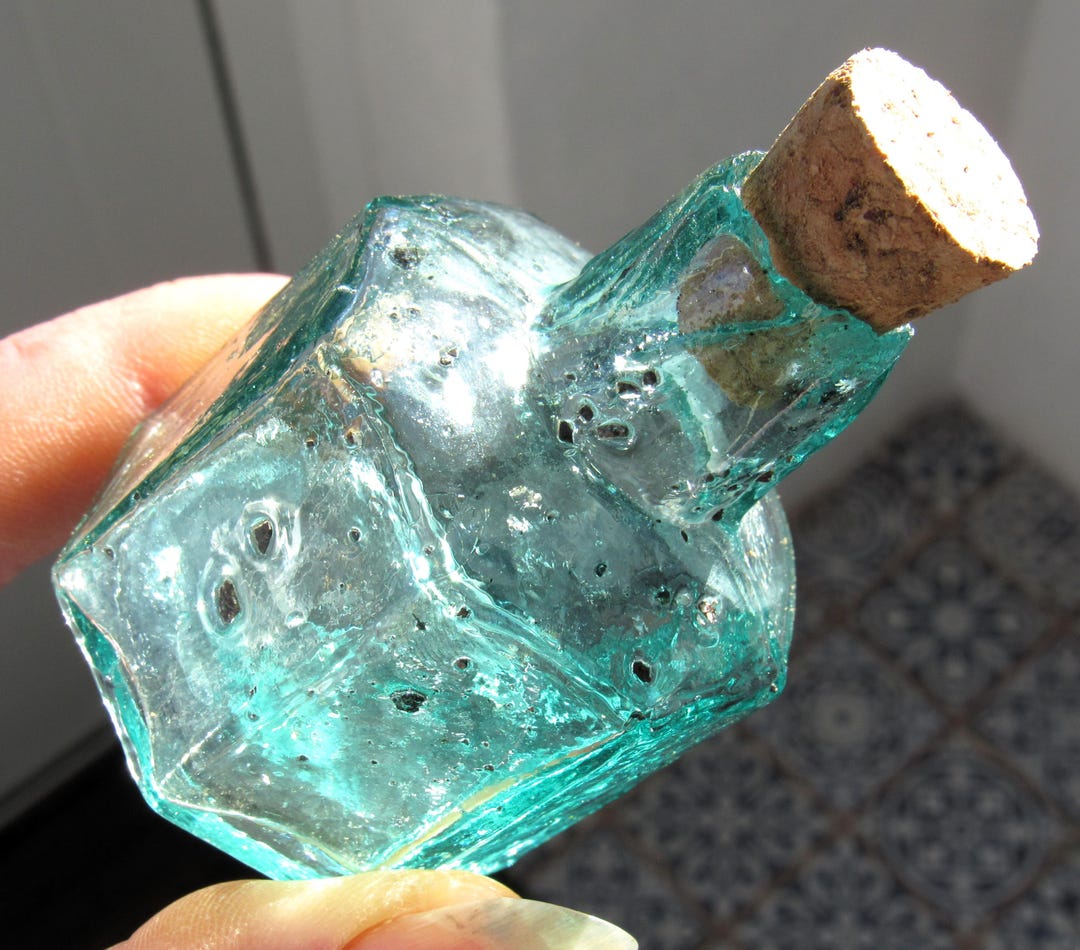 Antique Teal Blue Glass Ink Bottle / A Small Speckled Blue Green ...