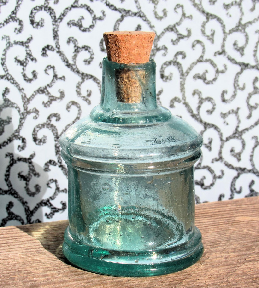 Vintage Glass Ink Bottle / A Circular Teal Blue Glass Antique Inkwell ...