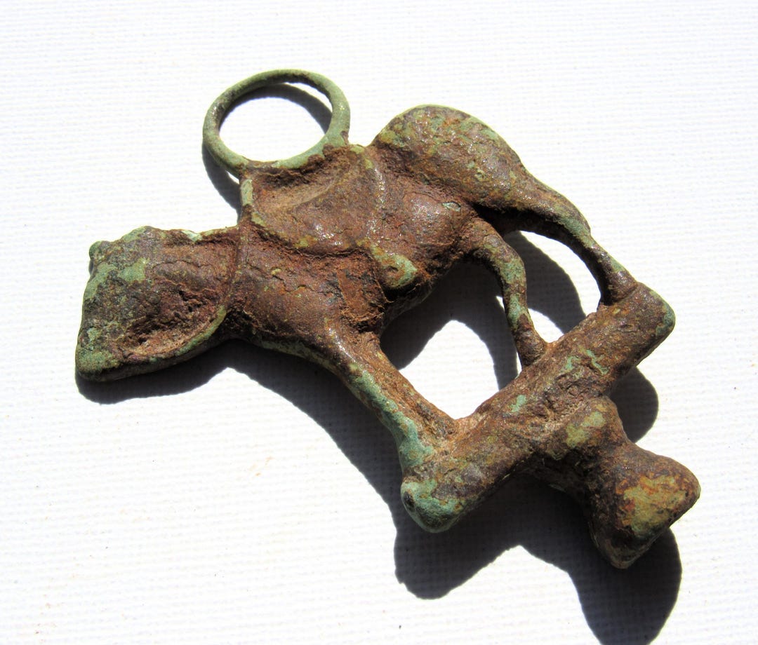 Unique Sea Metal Horse Beach Find Curio! A Vintage Horse Shaped ...