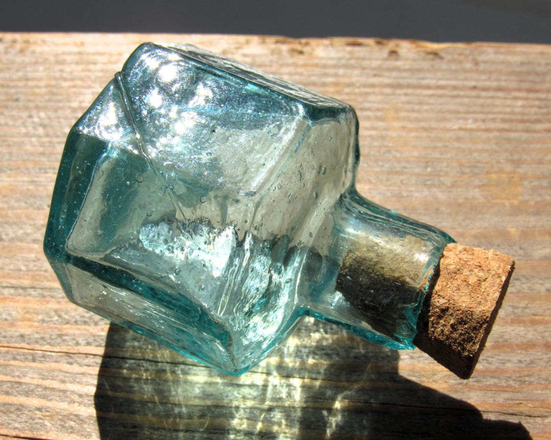 Antique Teal Blue Glass Ink Bottle This Small Blue-green Octagonal ...
