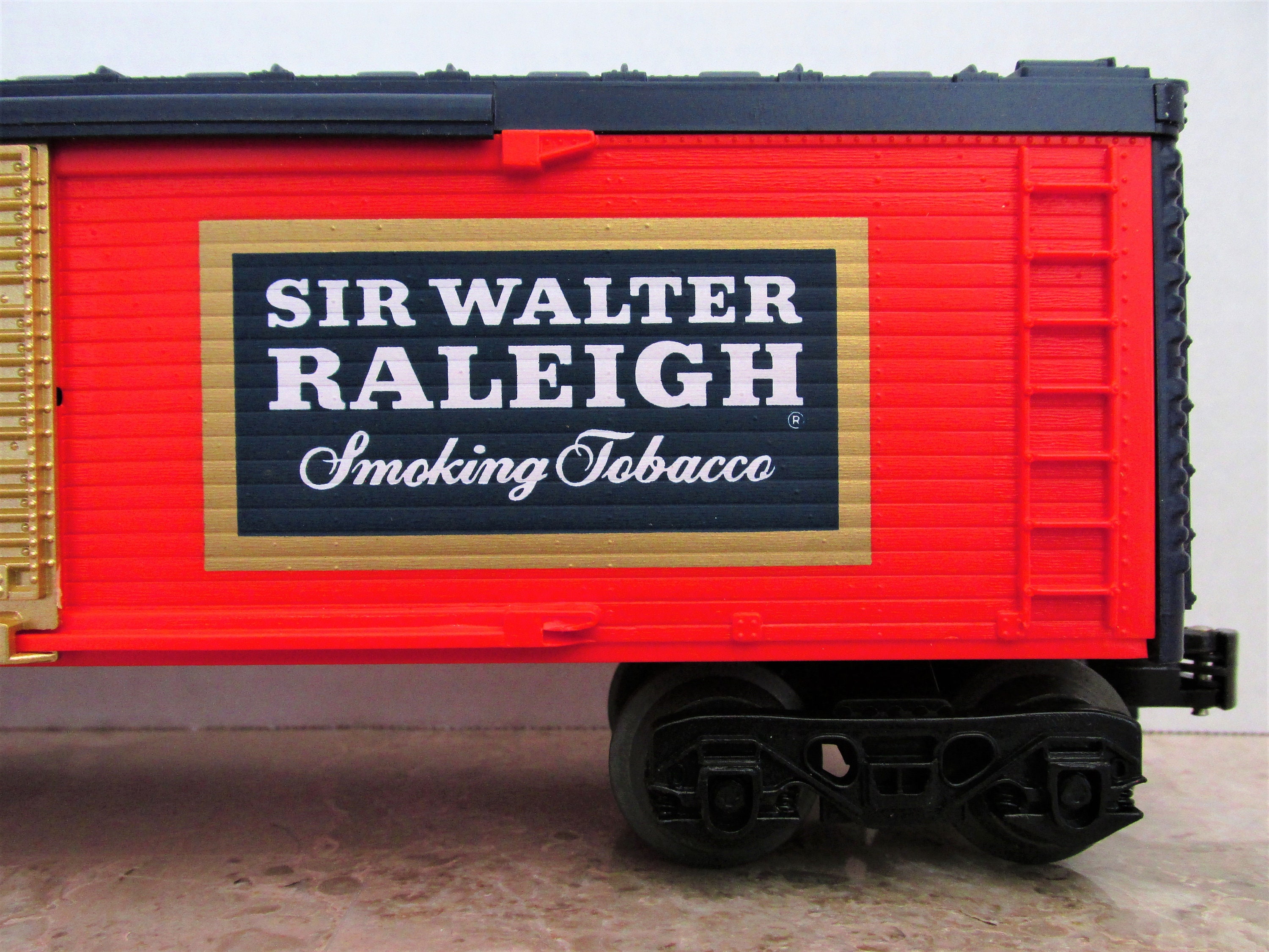 Lionel Sir Walter Raleigh Smoking Tobacco Reefer Train Car Lionel ...