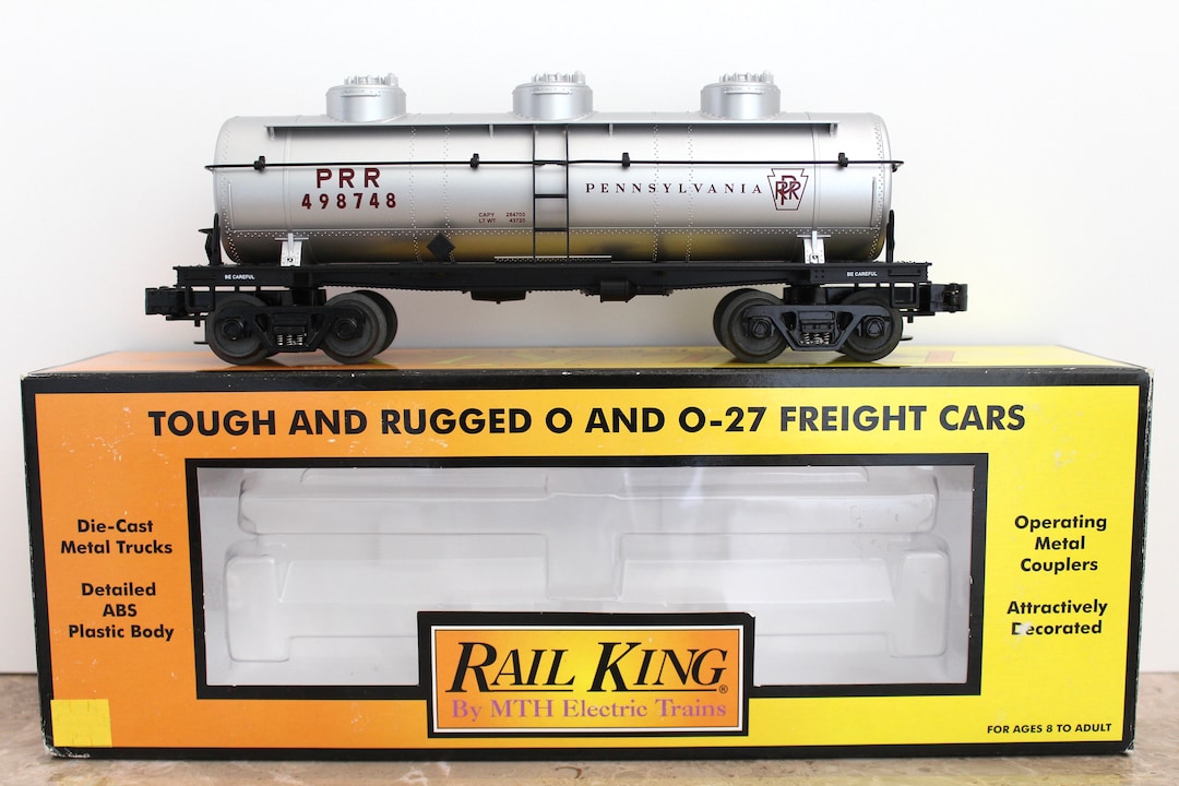 MTH Pennsylvania Three Dome Tank Car - MTH Rolling Stock - No. 30-7319 ...
