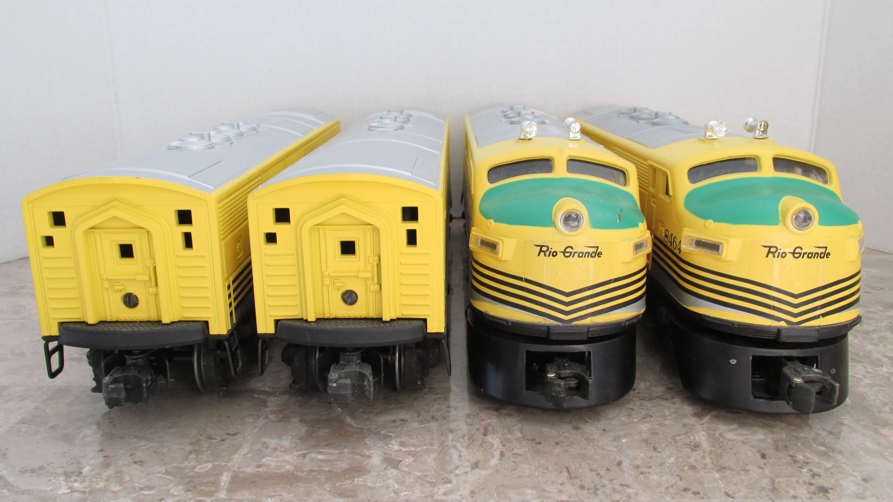 Lionel Rio Grande F-3 Diesel Locomotive Set A-B-B-A Lionel Rolling ...