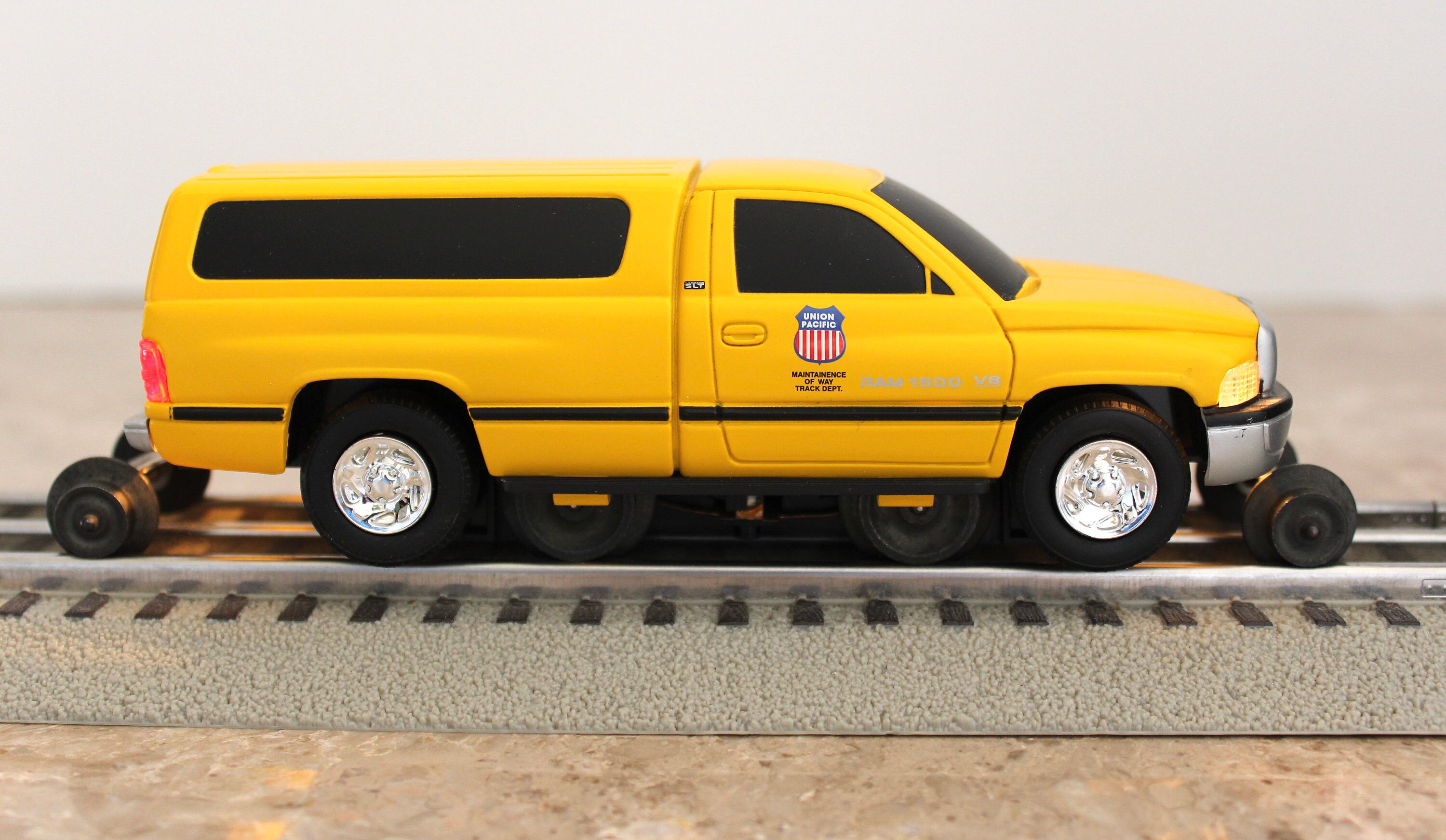 Lionel Union Pacific Dodge RAM 1500 V8 Track Inspection - Etsy