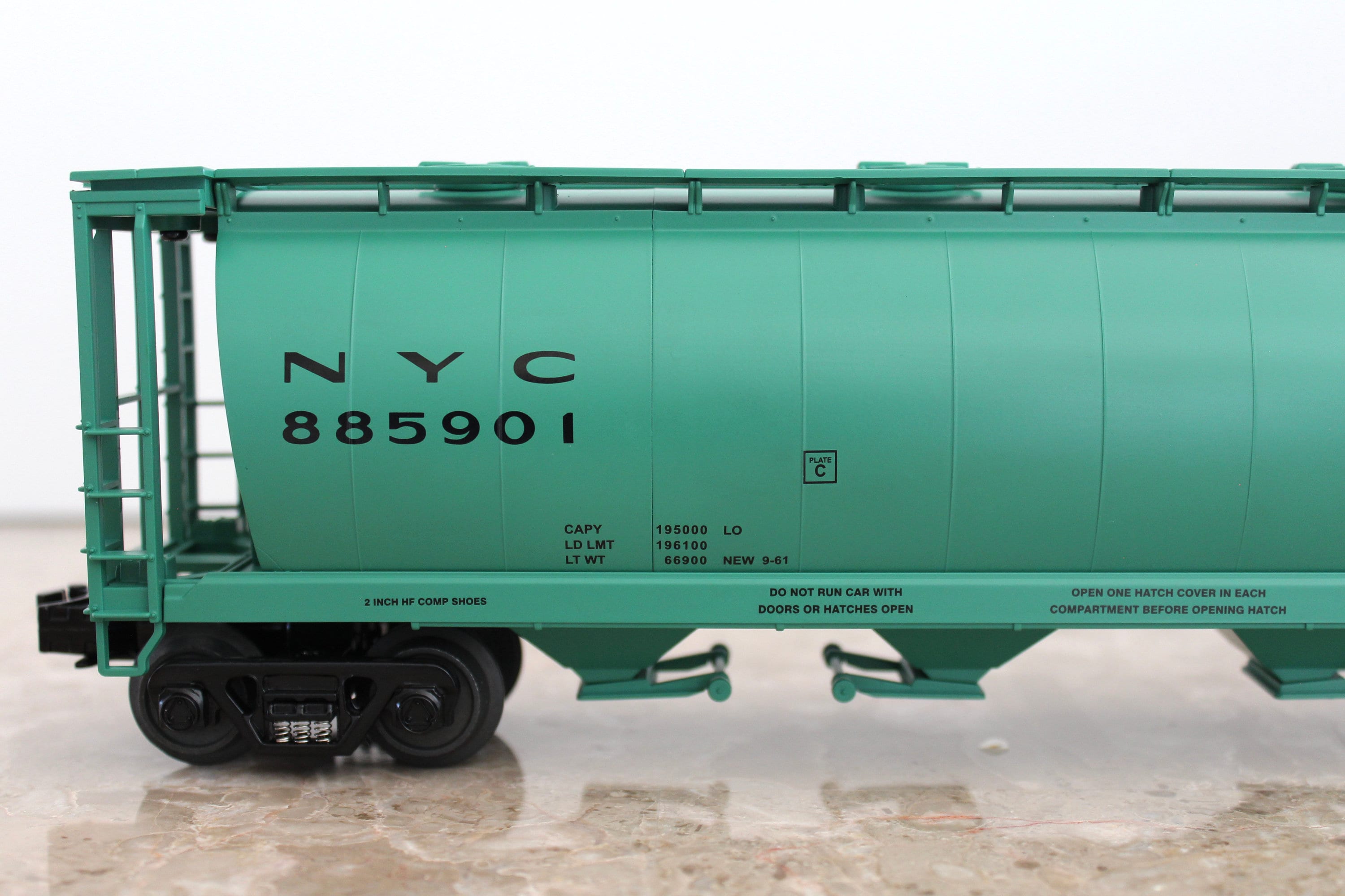 MTH New York Central Four Bay Cylindrical Hopper Car - MTH Rolling ...
