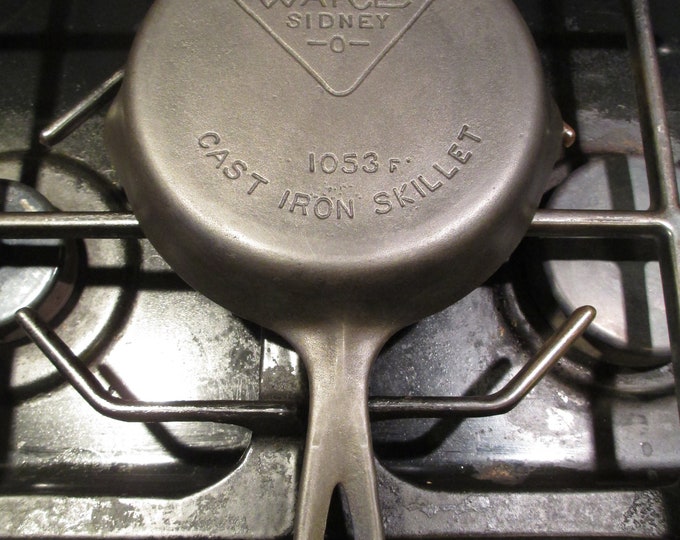 Vintage Wagner Ware Pie Logo Cast Iron Skillet #3 1053 - Etsy