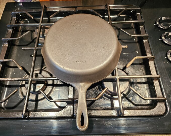 Vintage Wagner Ware 8 Cast Iron Skillet 1058 - Etsy