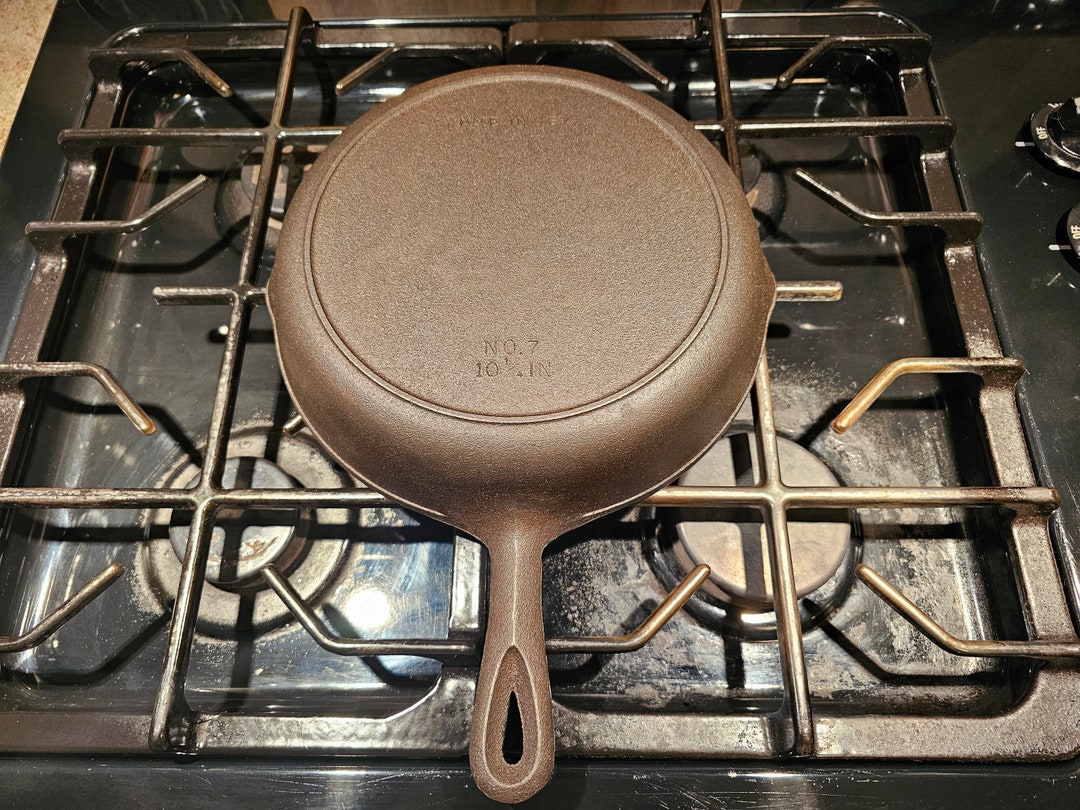 Vintage BSR 7 Cast Iron Skillet - Etsy