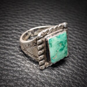 Vintage Native American Navajo Turquoise Sterling Silver Ring - Etsy