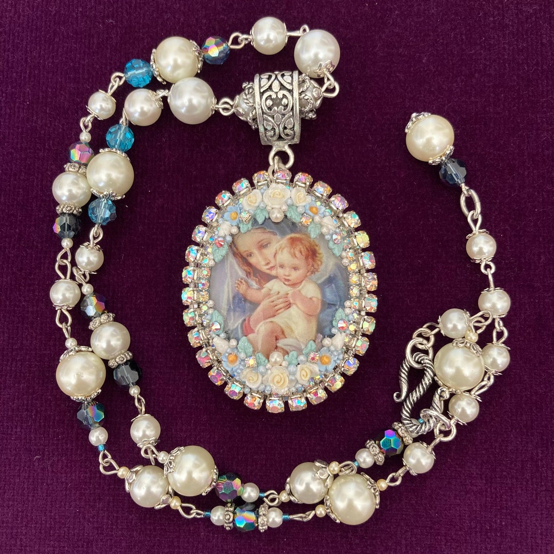 Mary and the Baby Jesus Locket on Pearled Chain. - Etsy