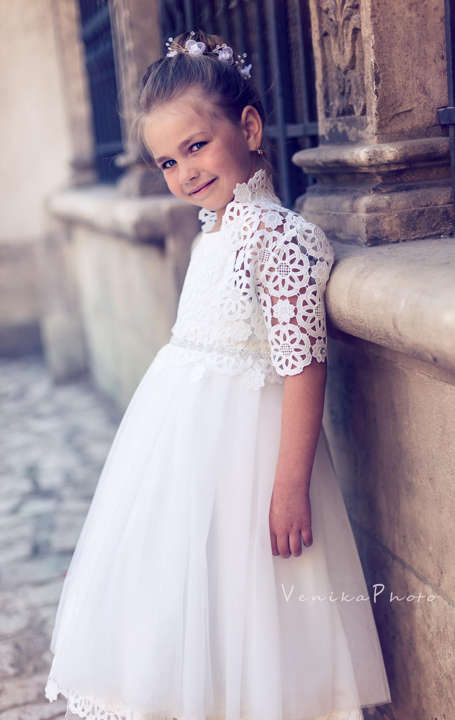 Beautiful Tulle First Holy Communion Dress I off White Colour With Lace ...