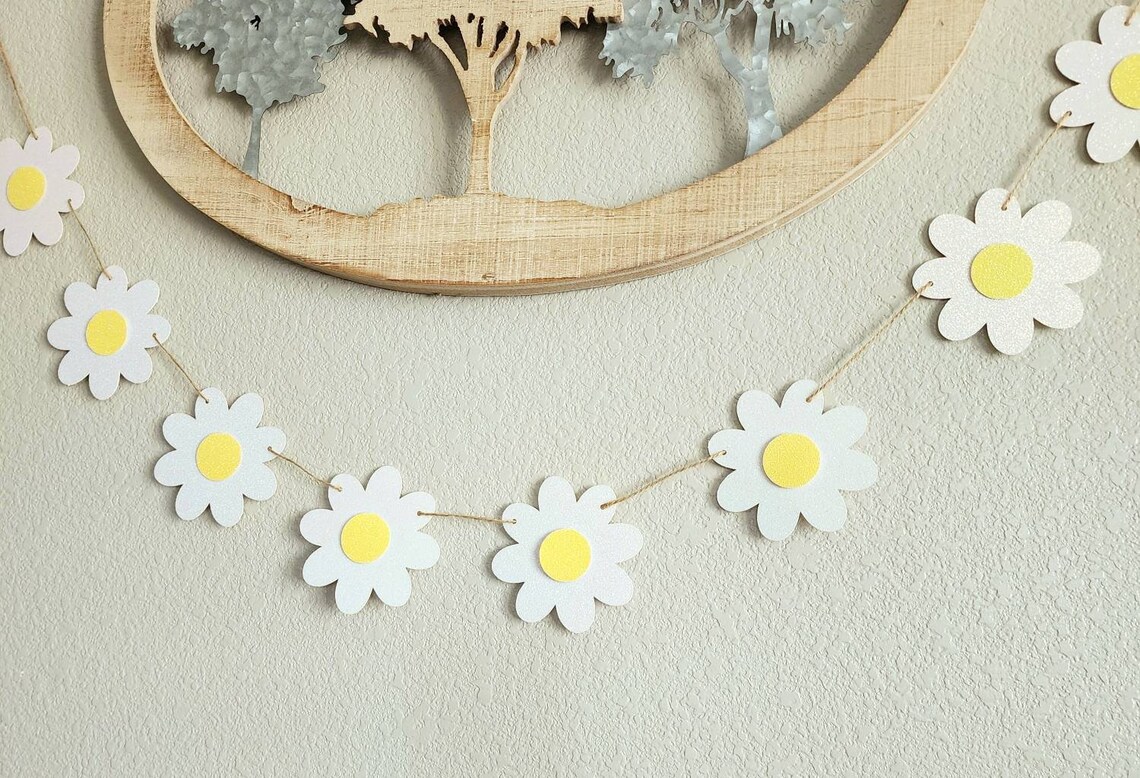 Daisy Garlanddaisy Birthday Decorationdaisy Baby Shower - Etsy