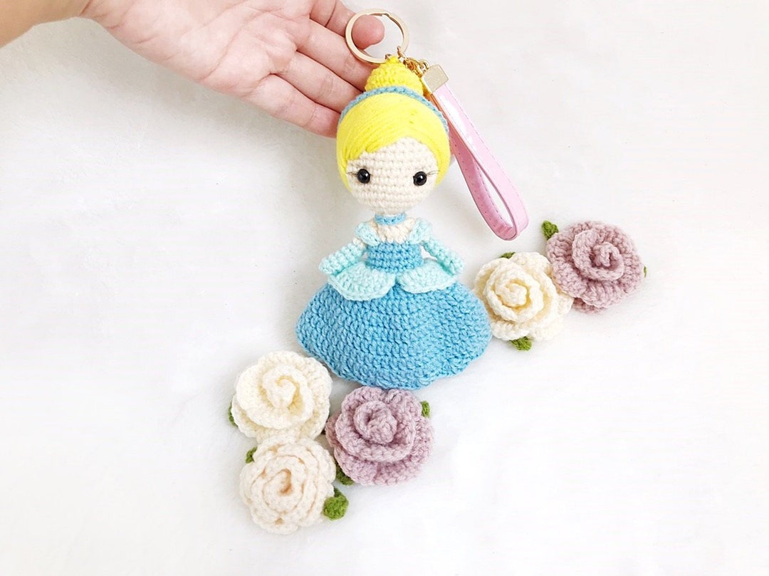 Cinderella Princess Key Ring Crochet, Cinderella Amigurumi, Crochet ...