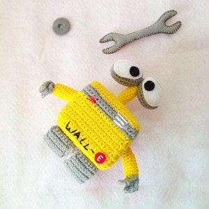 Wall-e Robot Amigurumi, Nursery Decor, Robot Amigurumi, Crochet Robot ...