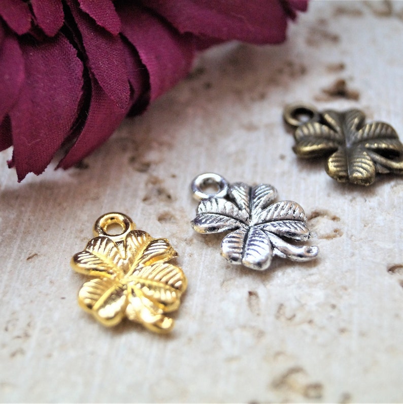 Charms de trébol de cuatro hojas en metal, 17*11 mm - Etsy España