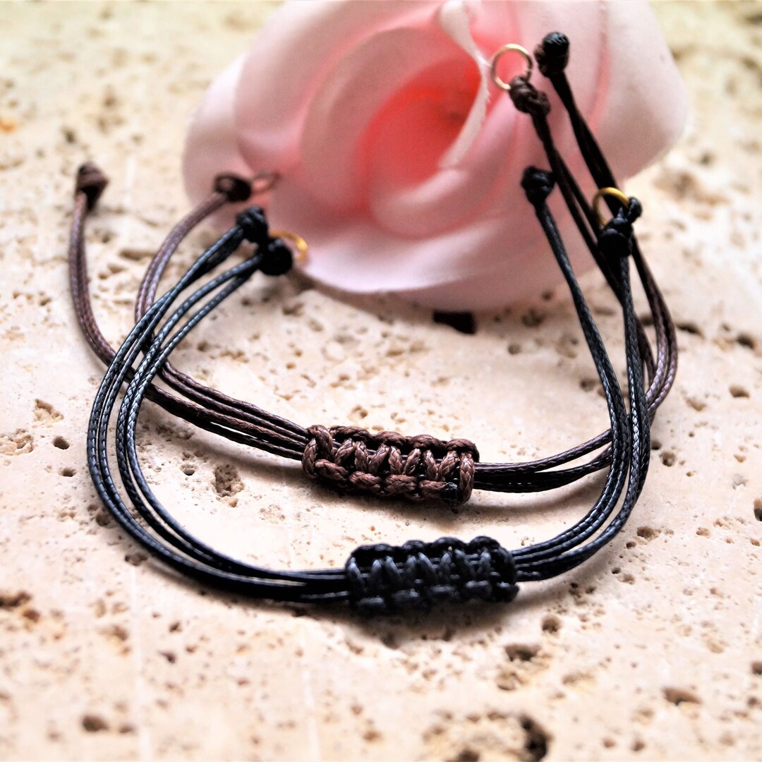 Bracelets à personnaliser en cordon ciré noir ou marron et métal doré ...