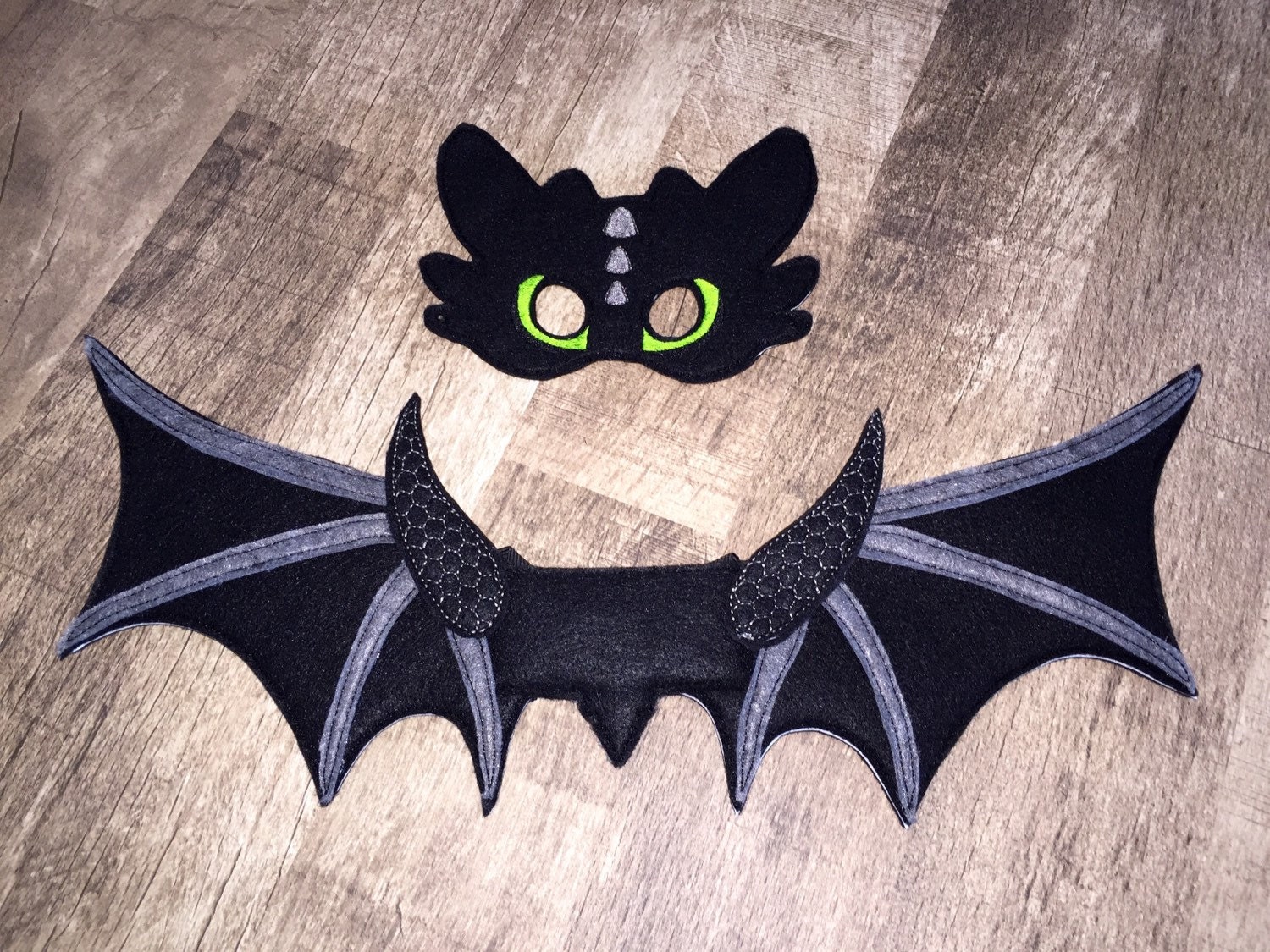 Toothless Dragon Wings