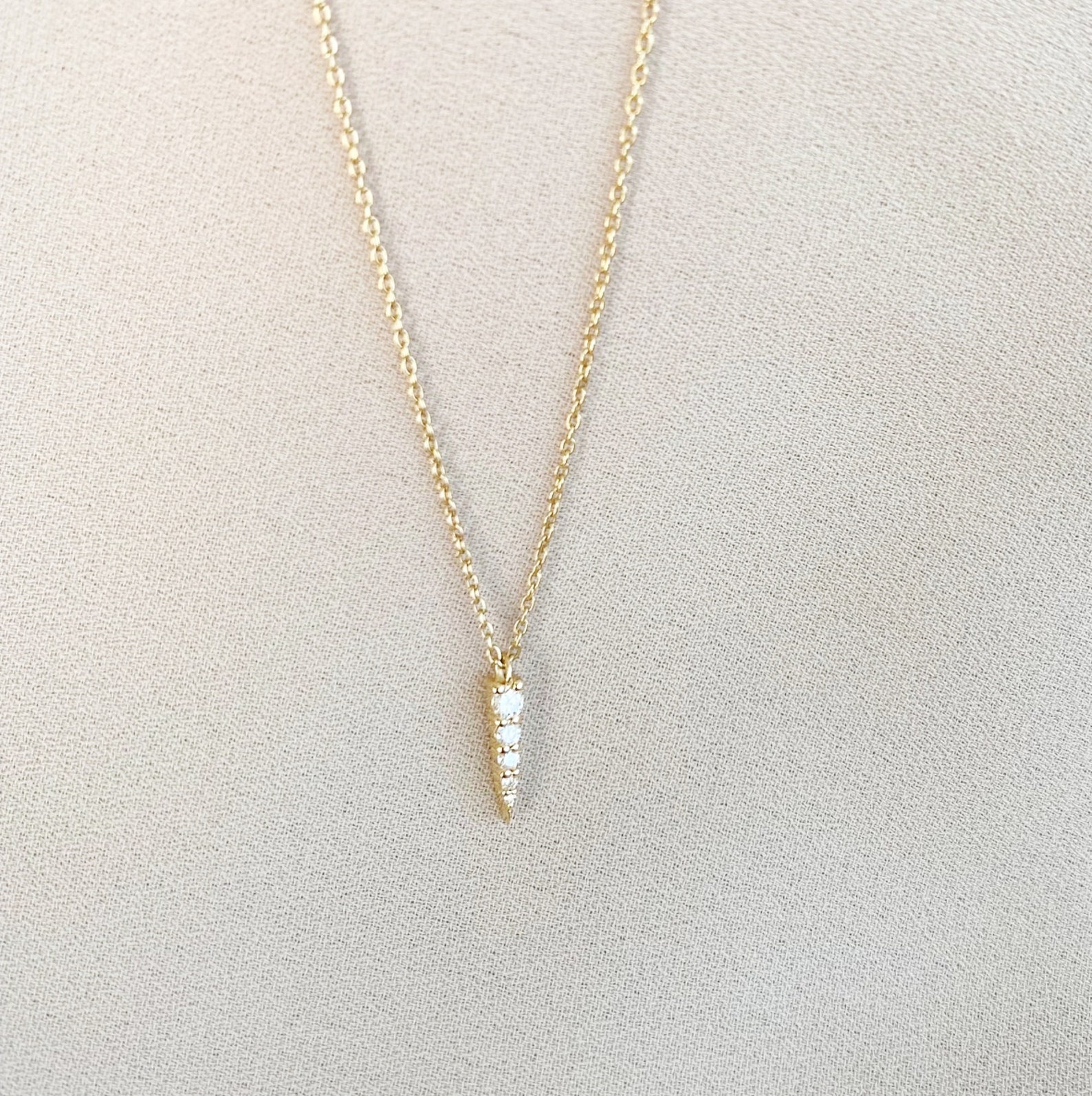 Diamond Spike Pendant Necklace in 14k Gold Tiny Vertical - Etsy
