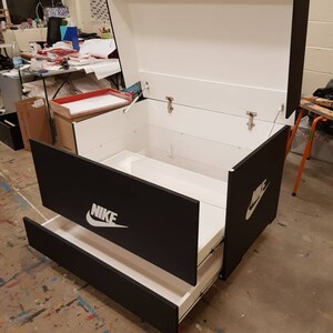 XL / Giant Trainer / Sneaker Storage Boxes, to Fit 24no Pairs of ...