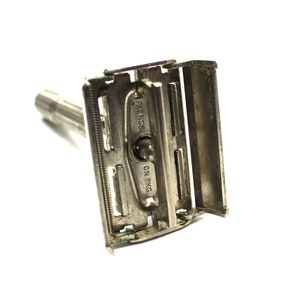 Vintage Safety Razor Gillette Reg. US Pat off G4 Adjustable Made in USA ...