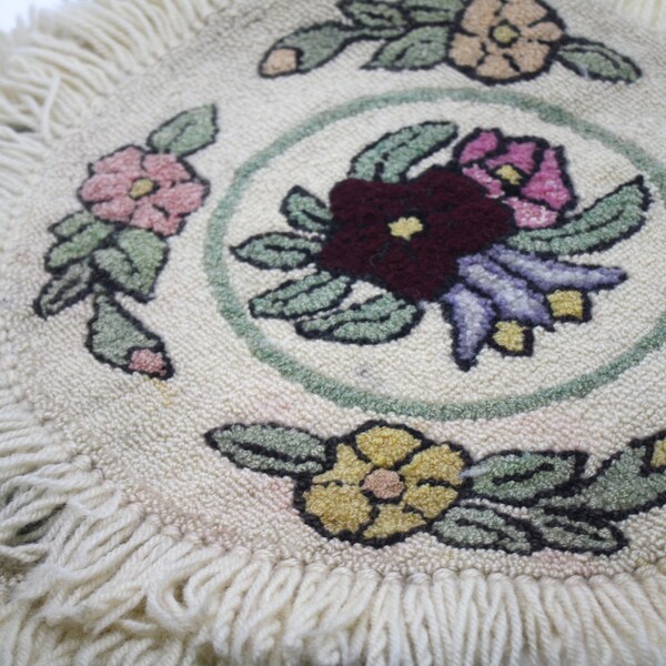 Hooked Chair Pads - Etsy