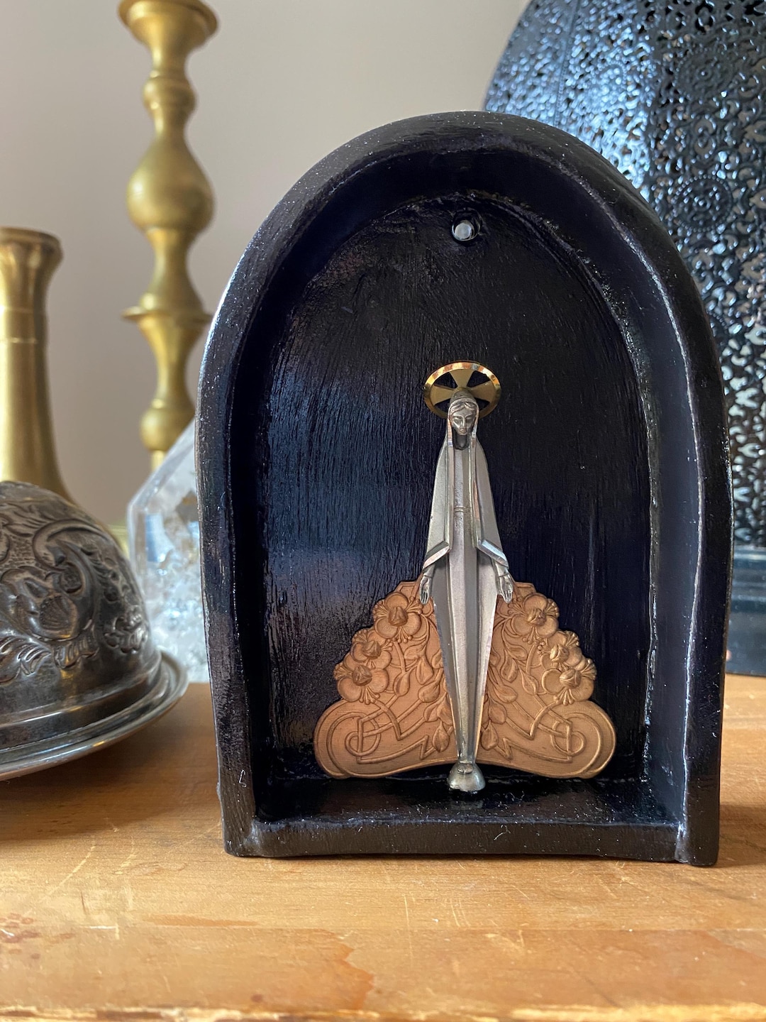 Mother Mary Shrine, Mother Mary Altar, Marian Art, Virgin Mary, Altar ...