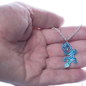 Hand Painted Gecko Necklace, Animal Necklace, Gecko Pendant, Lizard ...