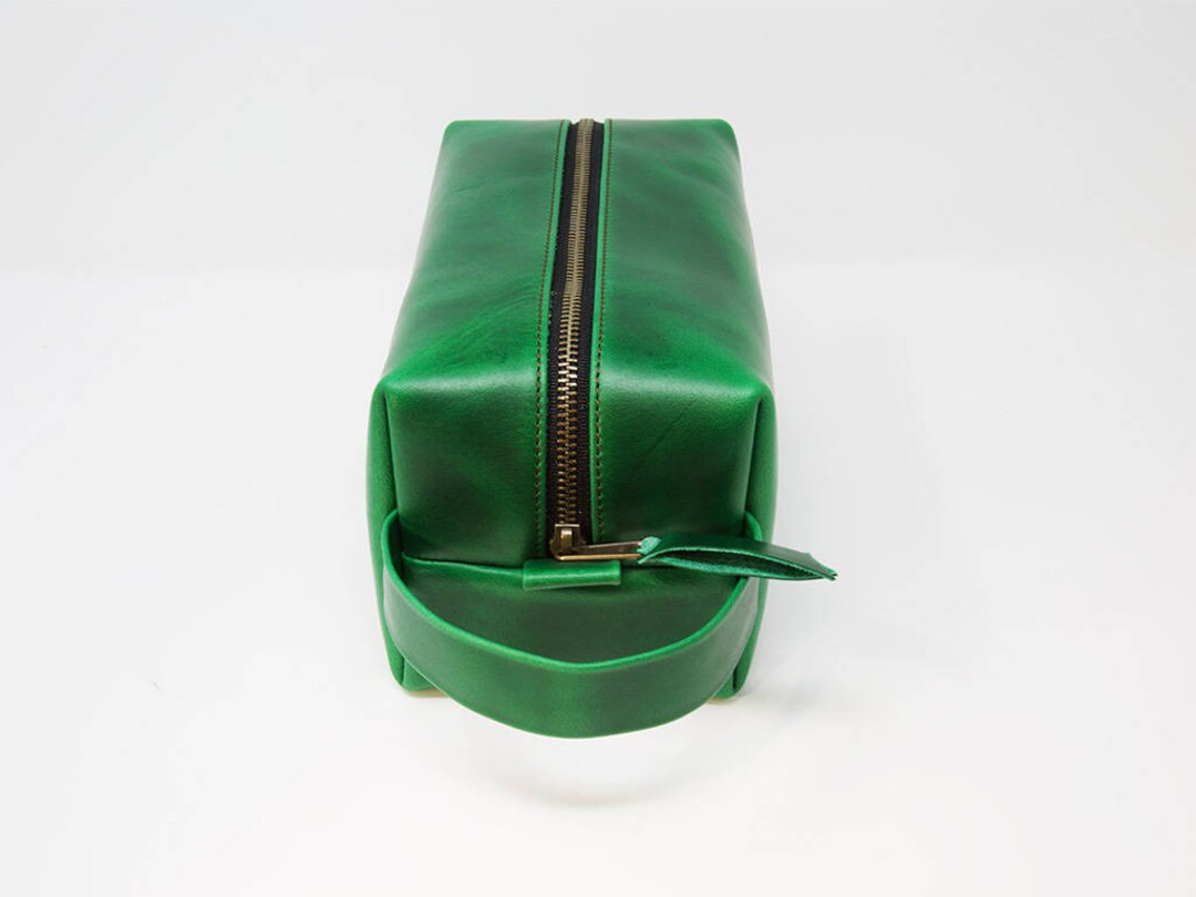 Leather Dopp Kit With a Handle, Shaving Bag, Men's Toiletry Bag ...