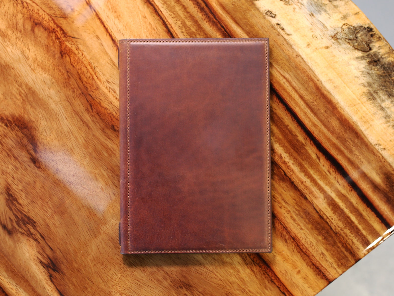 Leather Restaurant Menu Cover / Custom Menu With Logo - Etsy