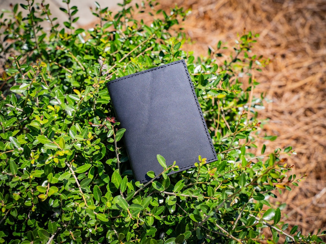 Black Milwaukee Leather Midori Notebook Cover - A5/A6/B6/A7 Sizes ...
